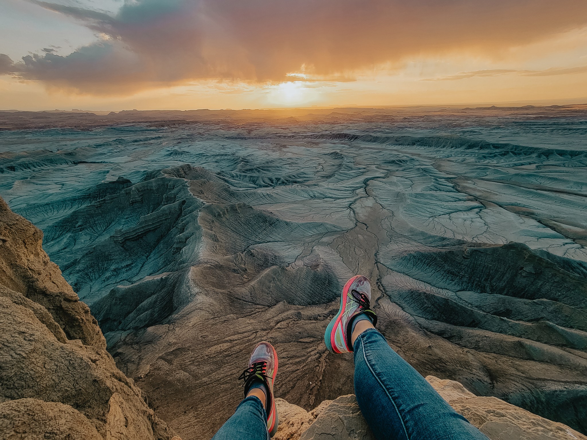 Discover Moonscape Overlook: A Hidden Gem in Utah - Tiny Backpack ...
